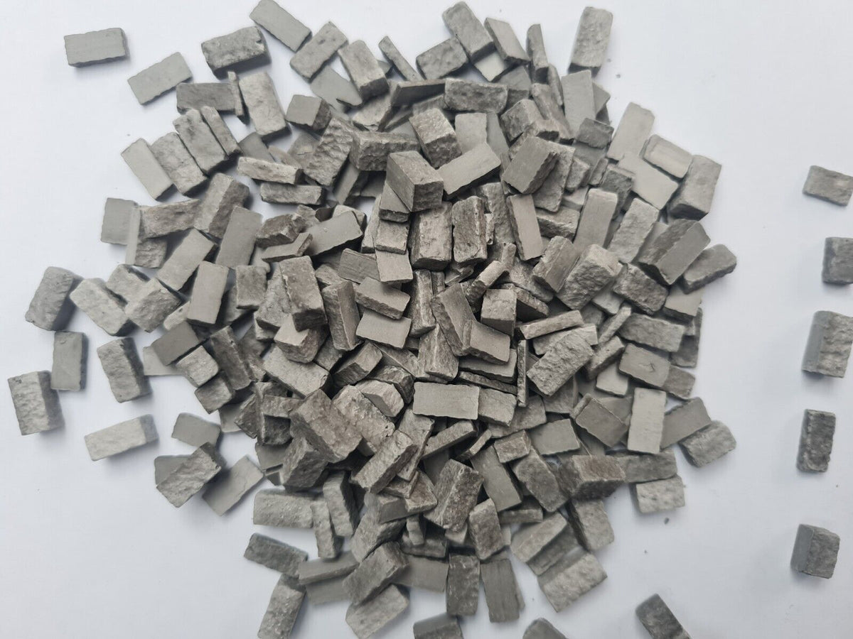 1:35th Scale 250 Grey Stone Wall Blocks – ModelBricks